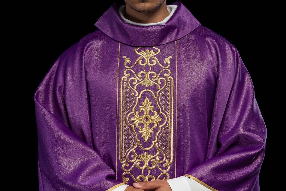 El atuendo litúrgico correcto del sacerdote: Instrucciones y consejos ...